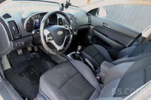 Pelēks Hyundai i30 2011 Tukums, ar dzinēja tilpumu 1.60 L un nobraukumu 245 tūkst. km par 1550 €, foto 7 vietnē AUTOMOTO.COM.LV