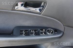 Pelēks Hyundai i30 2011 Tukums, ar dzinēja tilpumu 1.60 L un nobraukumu 245 tūkst. km par 1550 €, foto 9 vietnē AUTOMOTO.COM.LV