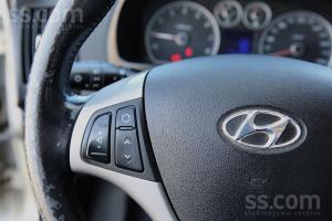 Pelēks Hyundai i30 2011 Tukums, ar dzinēja tilpumu 1.60 L un nobraukumu 245 tūkst. km par 1550 €, foto 12 vietnē AUTOMOTO.COM.LV