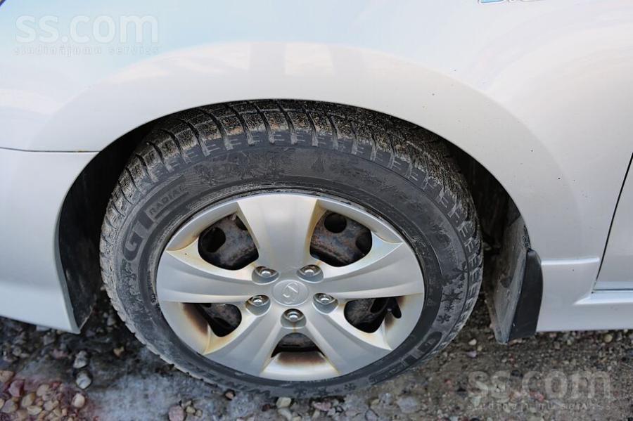 Pelēks Hyundai i30 2011 Tukums, ar dzinēja tilpumu 1.60 L un nobraukumu 245 tūkst. km par 1550 €, foto 23 vietnē AUTOMOTO.COM.LV