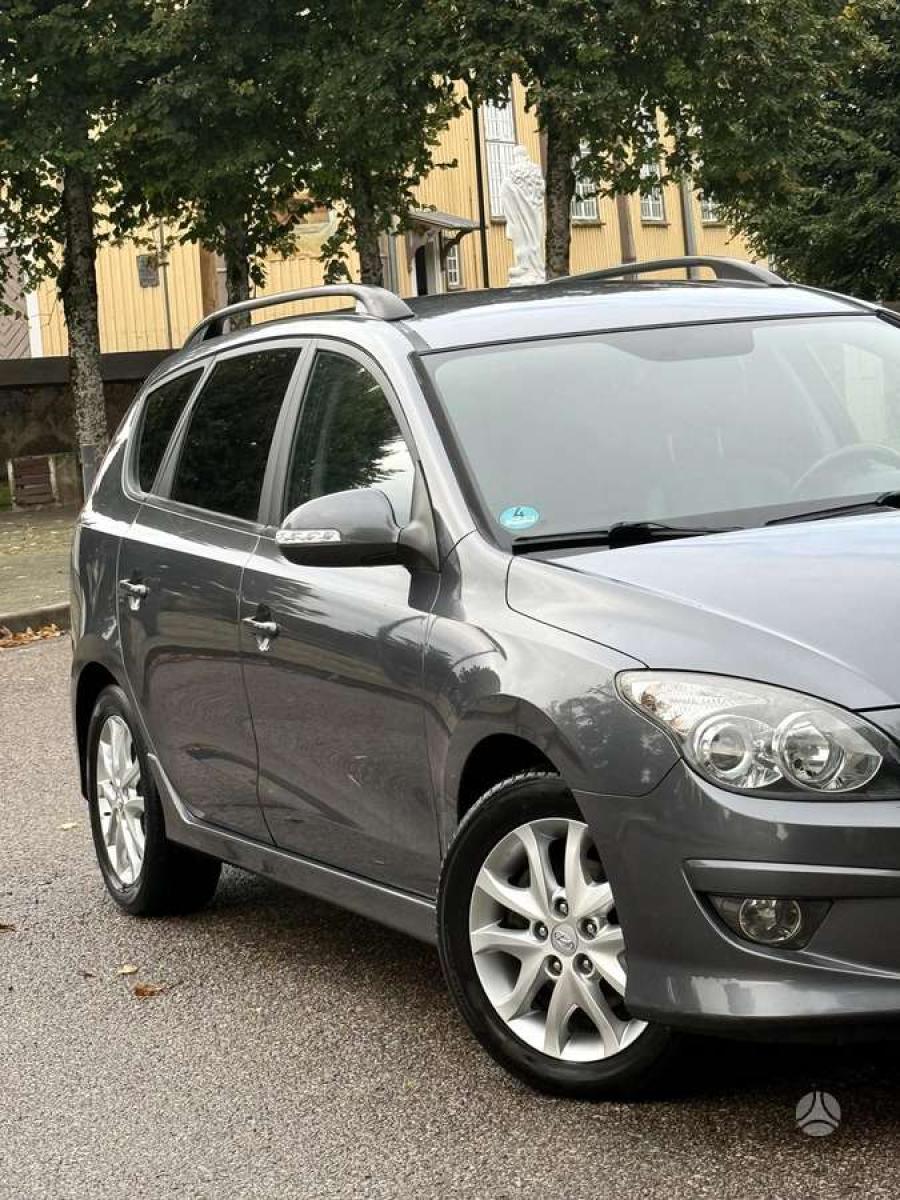Серый Хендай i30 2011 в Каунас, объемом двигателя 1.58 л и пробегом 213 тыс. км за 2750 €, фото 8 на AUTOMOTO.COM.LV