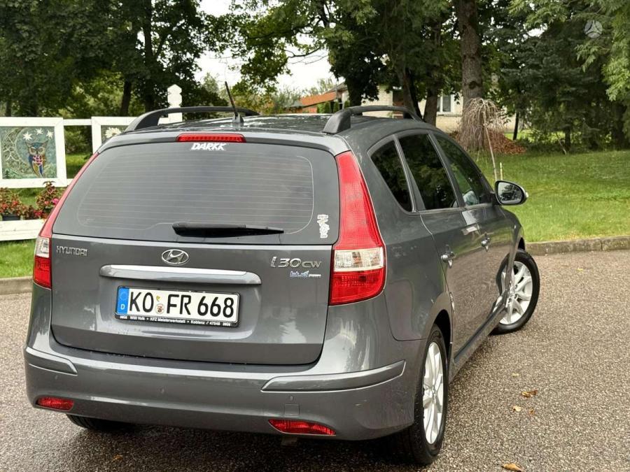 Серый Хендай i30 2011 в Каунас, объемом двигателя 1.58 л и пробегом 213 тыс. км за 2750 €, фото 14 на AUTOMOTO.COM.LV