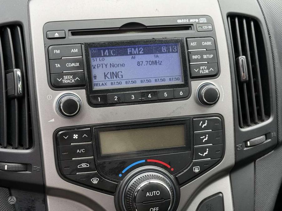 Серый Хендай i30 2011 в Каунас, объемом двигателя 1.58 л и пробегом 213 тыс. км за 2750 €, фото 20 на AUTOMOTO.COM.LV