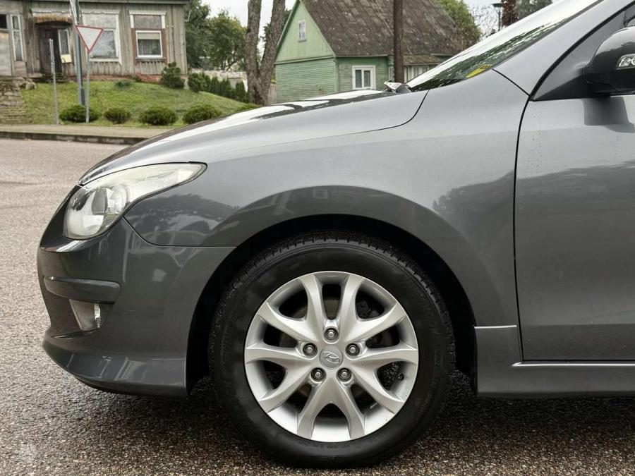 Серый Хендай i30 2011 в Каунас, объемом двигателя 1.58 л и пробегом 213 тыс. км за 2750 €, фото 33 на AUTOMOTO.COM.LV