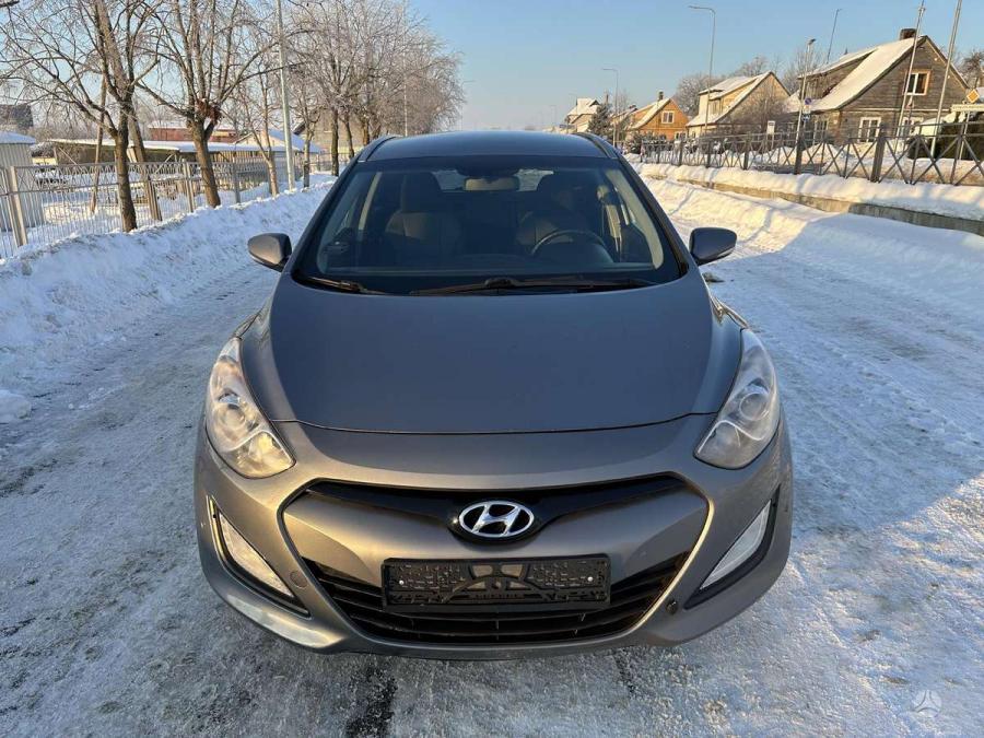 Pelēks Hyundai i30 2012 Telšiai, ar dzinēja tilpumu 1.60 L un nobraukumu 262 tūkst. km par 4200 €, foto 8 vietnē AUTOMOTO.COM.LV