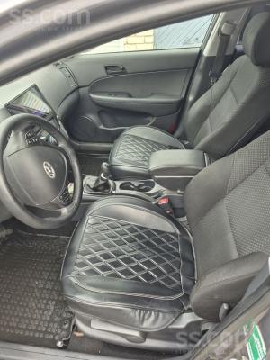 Grey Hyundai i30 2012 in Riga, with an engine capacity of 1.60 L and mileage of 204 thousand km for 2450 €, photo 11 on AUTOMOTO.COM.LV