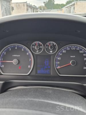 Grey Hyundai i30 2012 in Riga, with an engine capacity of 1.60 L and mileage of 204 thousand km for 2450 €, photo 12 on AUTOMOTO.COM.LV