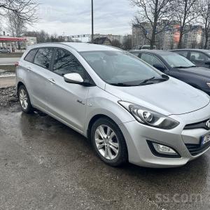 Серый Хендай i30 2012 в Рига, объемом двигателя 1.40 л и пробегом 330 тыс. км за 3500 €, фото 3 на AUTOMOTO.COM.LV