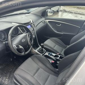 Серый Хендай i30 2012 в Рига, объемом двигателя 1.40 л и пробегом 330 тыс. км за 3500 €, фото 10 на AUTOMOTO.COM.LV