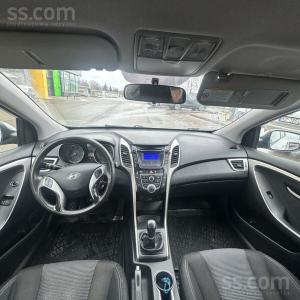 Серый Хендай i30 2012 в Рига, объемом двигателя 1.40 л и пробегом 330 тыс. км за 3500 €, фото 11 на AUTOMOTO.COM.LV