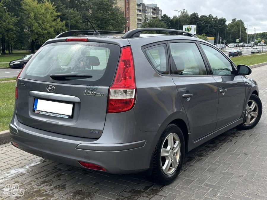 Серый Хендай i30 2012 в Каунас, объемом двигателя 1.60 л и пробегом 300 тыс. км за 1500 €, фото 6 на AUTOMOTO.COM.LV