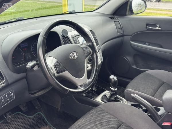 Pelēks Hyundai i30 2012 Kauņa, ar dzinēja tilpumu 1.60 L un nobraukumu 300 tūkst. km par 1500 €, foto 7 vietnē AUTOMOTO.COM.LV
