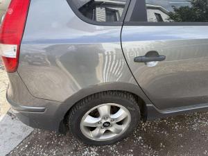 Pelēks Hyundai i30 2012 Tauragė, ar dzinēja tilpumu 1.58 L un nobraukumu 289 tūkst. km par 1600 €, foto 7 vietnē AUTOMOTO.COM.LV