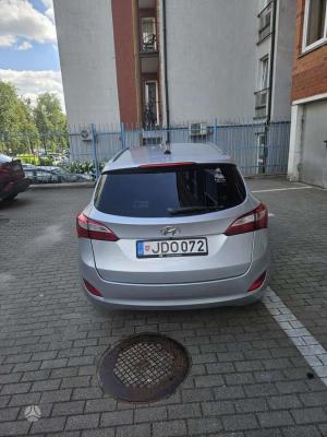 Серый Хендай i30 2013 в Вильнюс, объемом двигателя 1.58 л и пробегом 286 тыс. км за 3200 €, фото 14 на AUTOMOTO.COM.LV