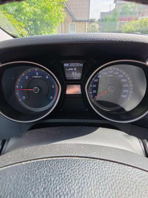 Серый Хендай i30 2013 в Кельме, объемом двигателя 1.58 л и пробегом 202 тыс. км за 3800 €, фото 5 на AUTOMOTO.COM.LV