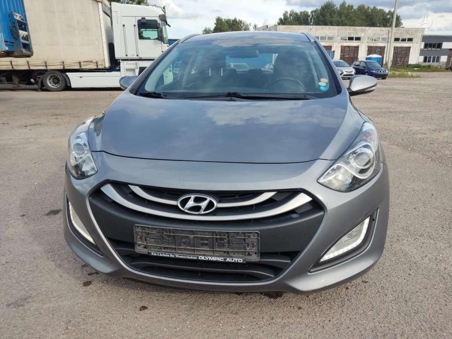 Grey Hyundai i30 2013 in Prienai, with an engine capacity of 1.59 L and mileage of 161 thousand km for 5150 €, photo 4 on AUTOMOTO.COM.LV