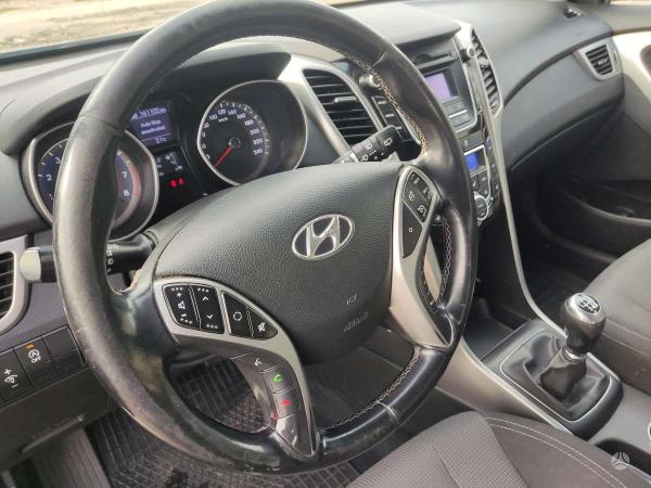 Grey Hyundai i30 2013 in Prienai, with an engine capacity of 1.59 L and mileage of 161 thousand km for 5150 €, photo 8 on AUTOMOTO.COM.LV