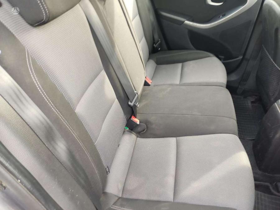 Grey Hyundai i30 2013 in Prienai, with an engine capacity of 1.59 L and mileage of 161 thousand km for 5150 €, photo 14 on AUTOMOTO.COM.LV