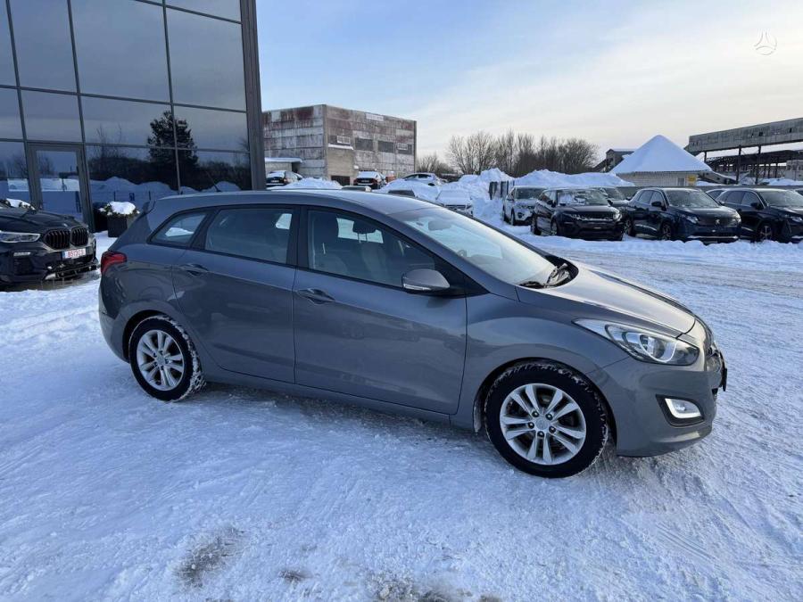 Pelēks Hyundai i30 2014 Telšiai, ar dzinēja tilpumu 1.60 L un nobraukumu 228 tūkst. km par 4700 €, foto 8 vietnē AUTOMOTO.COM.LV