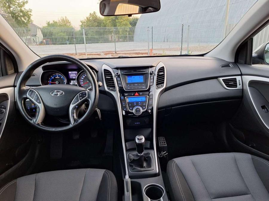 Pelēks Hyundai i30 2014 Vilkaviškis, ar dzinēja tilpumu 1.58 L un nobraukumu 210 tūkst. km par 5100 €, foto 13 vietnē AUTOMOTO.COM.LV
