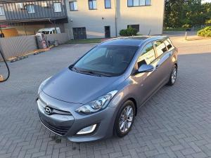 Pelēks Hyundai i30 2014 Vilkaviškis, ar dzinēja tilpumu 1.58 L un nobraukumu 210 tūkst. km par 4950 €, foto  vietnē AUTOMOTO.COM.LV