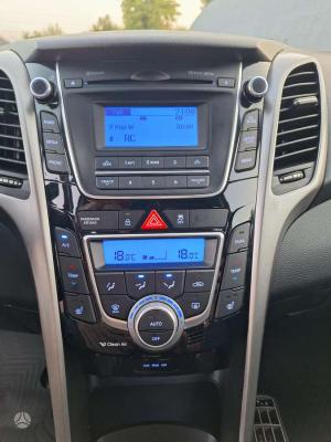 Pelēks Hyundai i30 2014 Vilkaviškis, ar dzinēja tilpumu 1.58 L un nobraukumu 210 tūkst. km par 4950 €, foto 19 vietnē AUTOMOTO.COM.LV