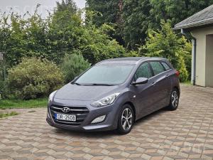 Grey Hyundai i30 2015 in Talsi, with an engine capacity of 1.60 L and mileage of 224 thousand km for 6199 €, photo 3 on AUTOMOTO.COM.LV