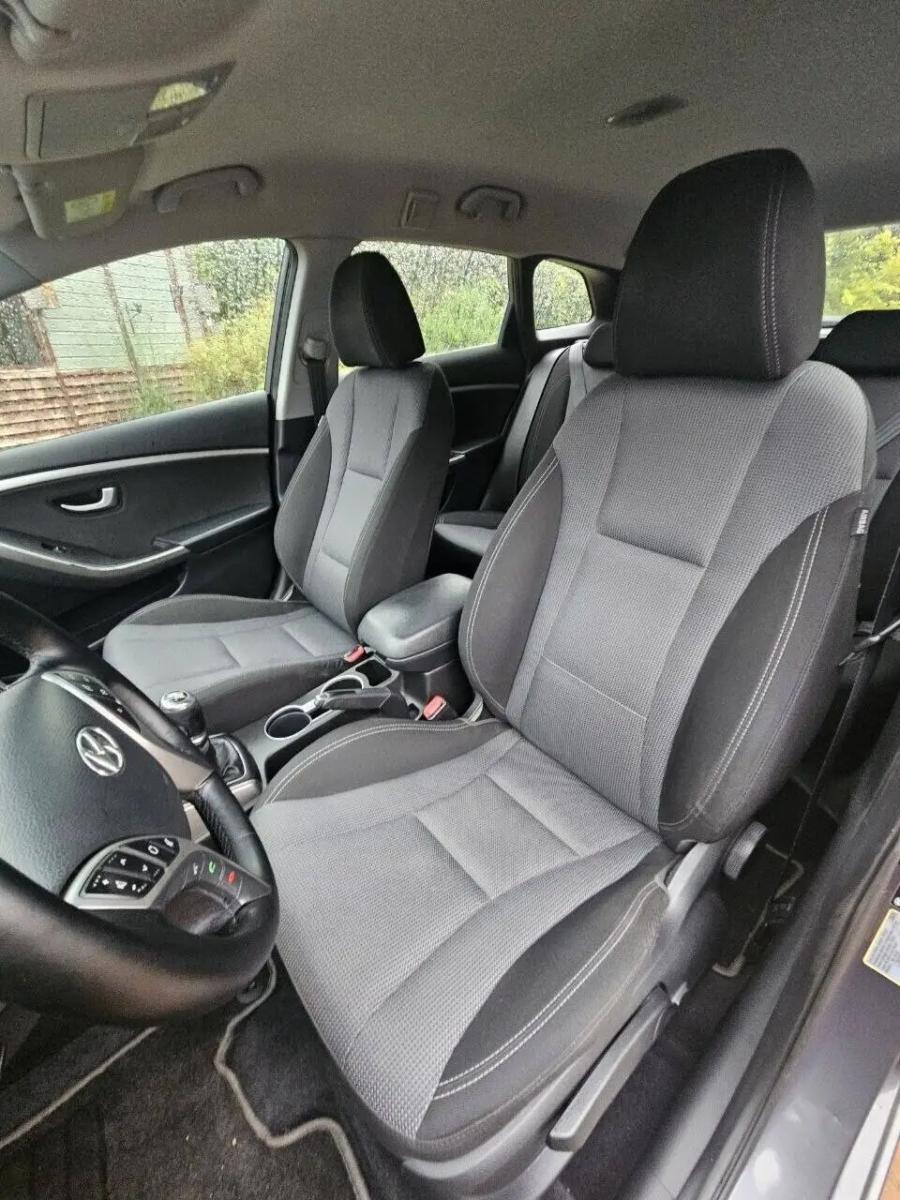 Pelēks Hyundai i30 2015 Talsi, ar dzinēja tilpumu 1.60 L un nobraukumu 224 tūkst. km par 6199 €, foto 15 vietnē AUTOMOTO.COM.LV