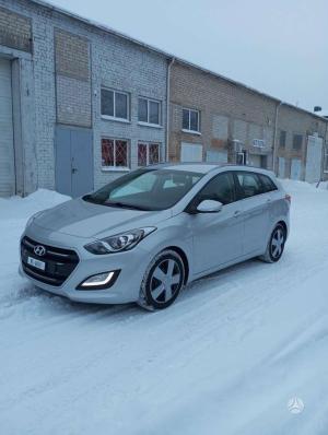 Grey Hyundai i30 2016 in Kelme, with an engine capacity of 1.60 L and mileage of 76 thousand km for 6800 €, photo  on AUTOMOTO.COM.LV