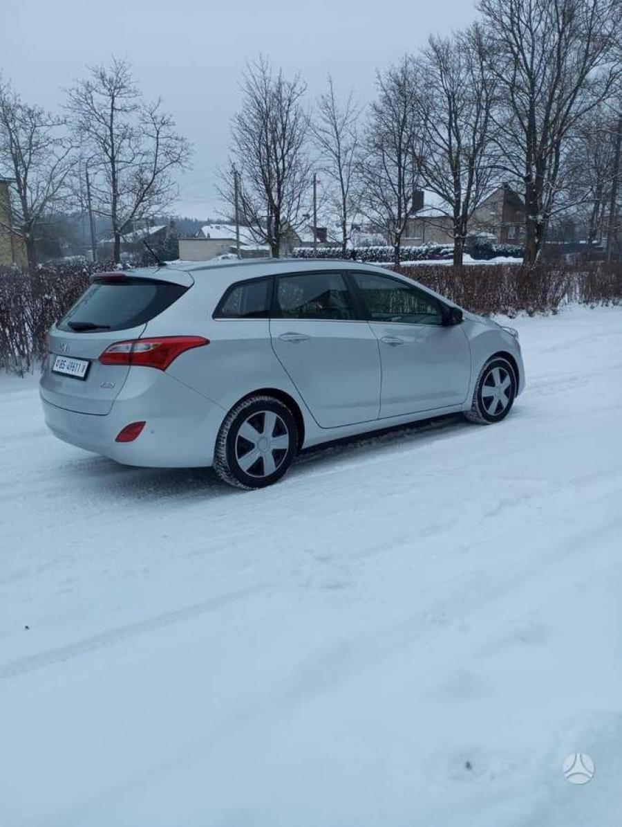 Pelēks Hyundai i30 2016 Tauragė, ar dzinēja tilpumu 1.59 L un nobraukumu 76 tūkst. km par 6449 €, foto 3 vietnē AUTOMOTO.COM.LV