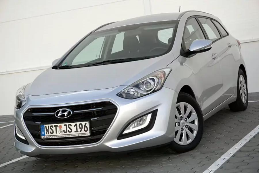 Pelēks Hyundai i30 2016 Rīga, ar dzinēja tilpumu 1.60 L un nobraukumu 157 tūkst. km par 6700 €, foto 3 vietnē AUTOMOTO.COM.LV