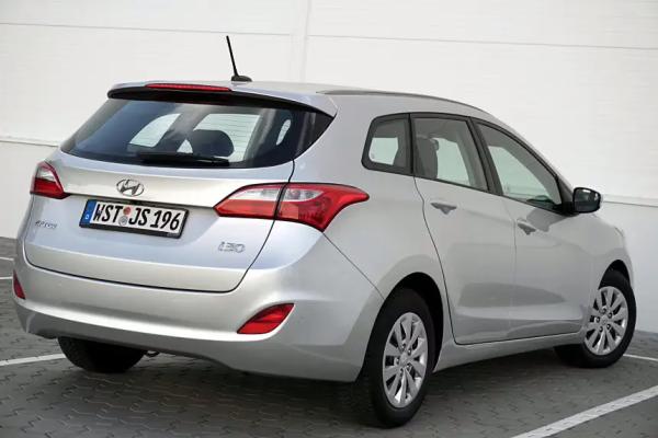 Серый Хендай i30 2016 в Рига, объемом двигателя 1.60 л и пробегом 157 тыс. км за 6700 €, фото 7 на AUTOMOTO.COM.LV