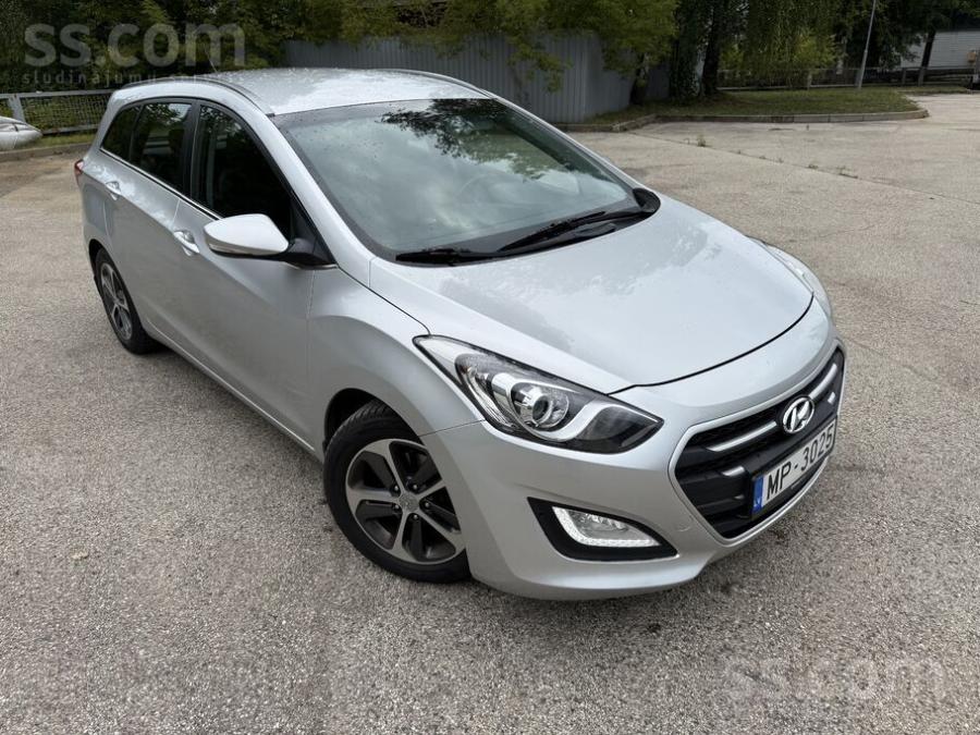 Pelēks Hyundai i30 2016 Rīga, ar dzinēja tilpumu 1.60 L un nobraukumu 308 tūkst. km par 4400 €, foto 5 vietnē AUTOMOTO.COM.LV