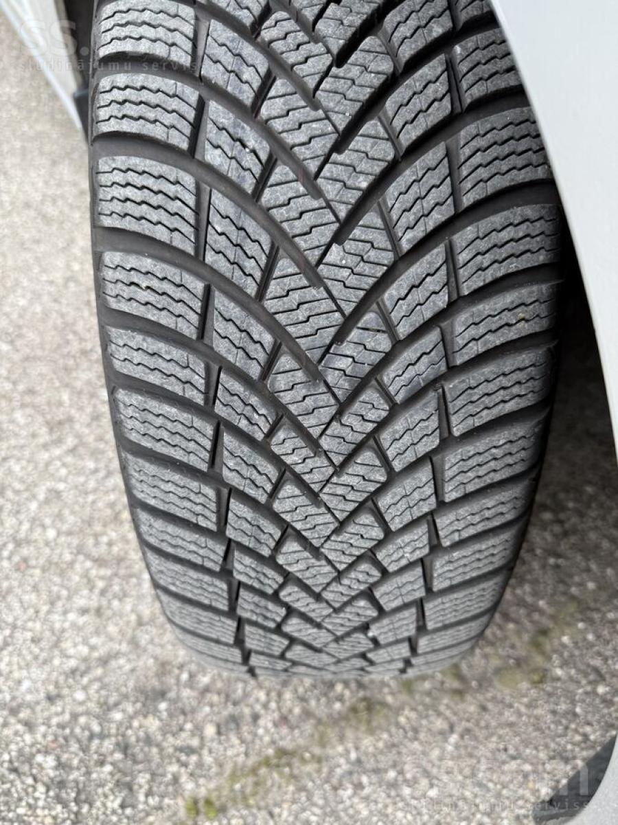 Pelēks Hyundai i30 2016 Rīga, ar dzinēja tilpumu 1.60 L un nobraukumu 308 tūkst. km par 4400 €, foto 6 vietnē AUTOMOTO.COM.LV