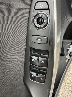 Pelēks Hyundai i30 2016 Rīga, ar dzinēja tilpumu 1.60 L un nobraukumu 308 tūkst. km par 4400 €, foto 11 vietnē AUTOMOTO.COM.LV