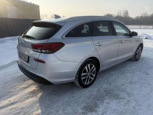 Grey Hyundai i30 2017 in Taurage, with an engine capacity of 1.58 L and mileage of 270 thousand km for 7500 €, photo 3 on AUTOMOTO.COM.LV