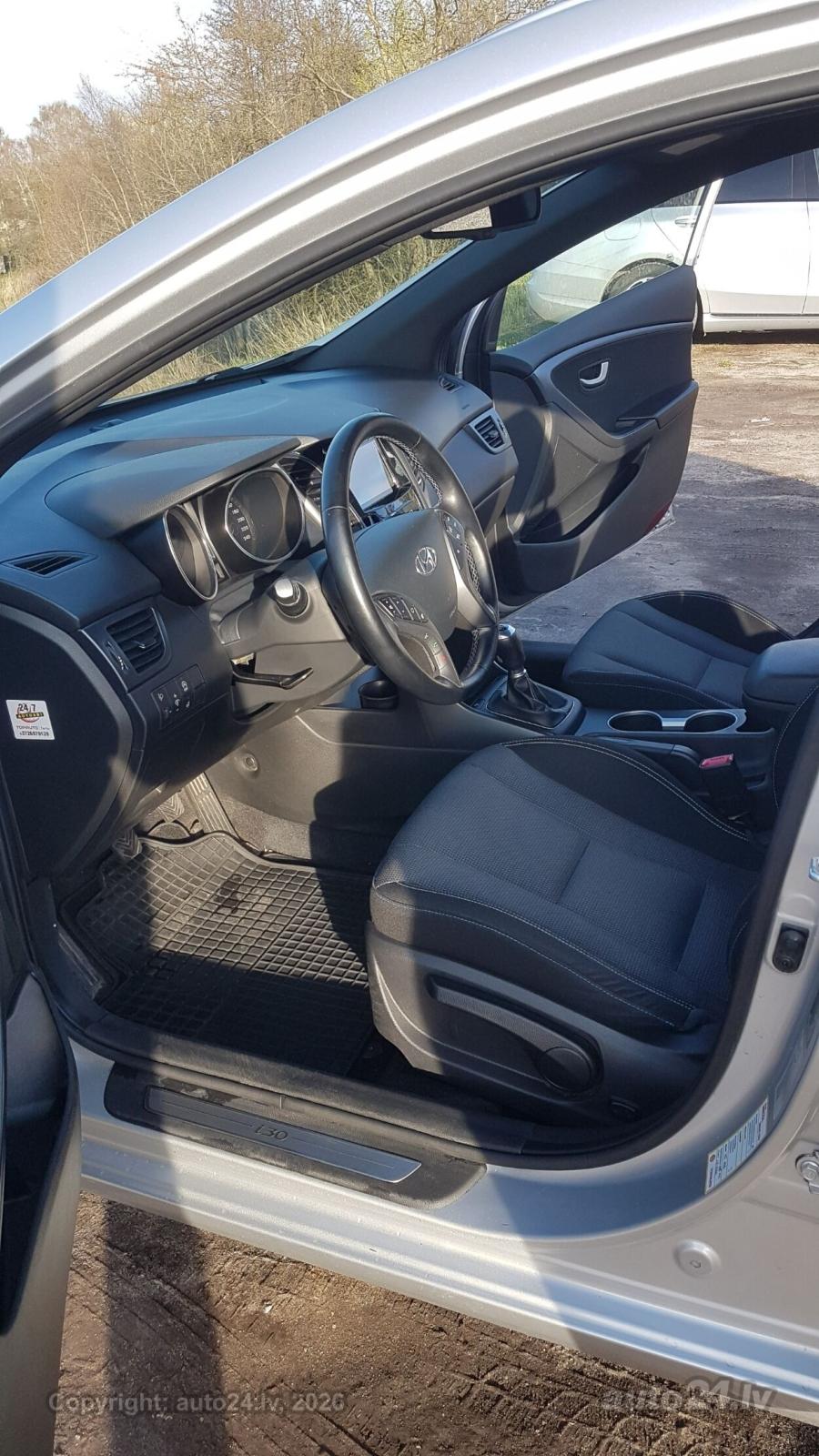 Pelēks Hyundai i30 2017 Tallina, ar dzinēja tilpumu 1.60 L un nobraukumu 111 tūkst. km par 7500 €, foto 5 vietnē AUTOMOTO.COM.LV