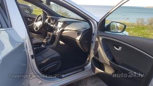 Pelēks Hyundai i30 2017 Tallina, ar dzinēja tilpumu 1.60 L un nobraukumu 111 tūkst. km par 7500 €, foto 6 vietnē AUTOMOTO.COM.LV