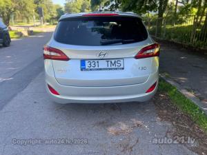 Grey Hyundai i30 2017 in Tallinn, with an engine capacity of 1.60 L and mileage of 111 thousand km for 8699 €, photo 6 on AUTOMOTO.COM.LV