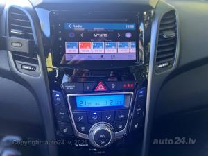 Grey Hyundai i30 2017 in Tallinn, with an engine capacity of 1.60 L and mileage of 111 thousand km for 8699 €, photo 7 on AUTOMOTO.COM.LV