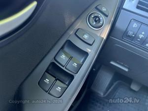 Grey Hyundai i30 2017 in Tallinn, with an engine capacity of 1.60 L and mileage of 111 thousand km for 8699 €, photo 9 on AUTOMOTO.COM.LV