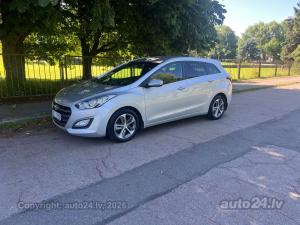 Grey Hyundai i30 2017 in Tallinn, with an engine capacity of 1.60 L and mileage of 111 thousand km for 8699 €, photo 10 on AUTOMOTO.COM.LV