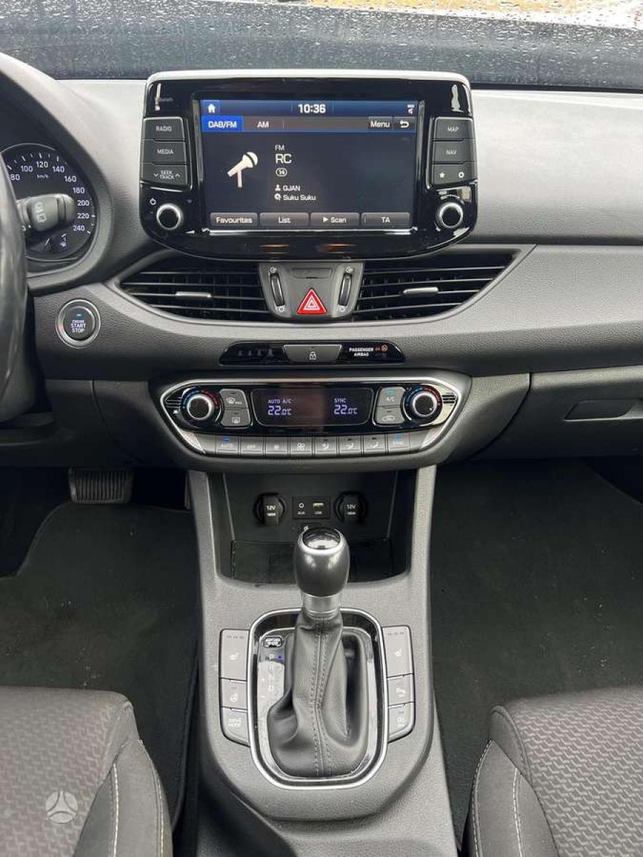 Серый Хендай i30 2017 в Каунас, объемом двигателя 1.58 л и пробегом 276 тыс. км за 5300 €, фото 12 на AUTOMOTO.COM.LV