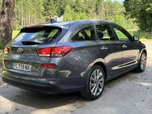 Grey Hyundai i30 2018 in Taurage, with an engine capacity of 1.60 L and mileage of 230 thousand km for 7450 €, photo 6 on AUTOMOTO.COM.LV