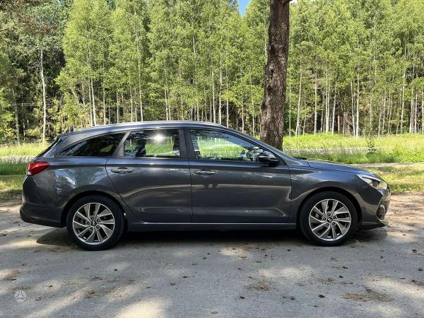 Grey Hyundai i30 2018 in Taurage, with an engine capacity of 1.60 L and mileage of 230 thousand km for 7450 €, photo 6 on AUTOMOTO.COM.LV