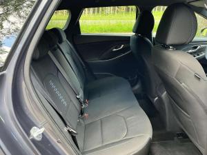 Grey Hyundai i30 2018 in Taurage, with an engine capacity of 1.60 L and mileage of 230 thousand km for 7450 €, photo 16 on AUTOMOTO.COM.LV