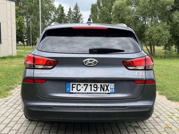 Серый Хендай i30 2018 в Таураге, объемом двигателя 1.58 л и пробегом 237 тыс. км за 6950 €, фото 4 на AUTOMOTO.COM.LV