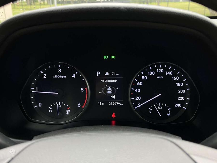 Pelēks Hyundai i30 2018 Tauragė, ar dzinēja tilpumu 1.58 L un nobraukumu 237 tūkst. km par 6950 €, foto 14 vietnē AUTOMOTO.COM.LV