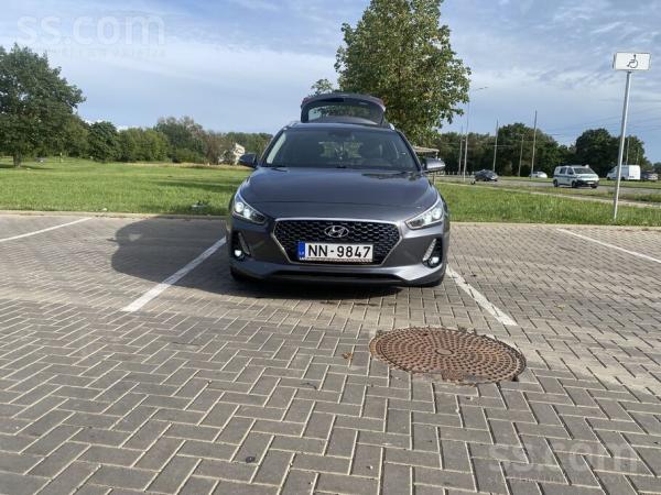 Pelēks Hyundai i30 2018 Rīga, ar dzinēja tilpumu 1.60 L un nobraukumu 261 tūkst. km par 8500 €, foto 1 vietnē AUTOMOTO.COM.LV