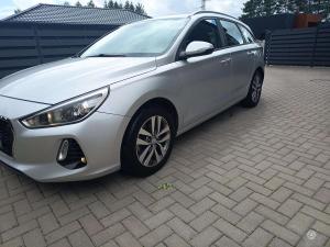 Pelēks Hyundai i30 2018 Kauņa, ar dzinēja tilpumu 1.58 L un nobraukumu 174 tūkst. km par 5950 €, foto  vietnē AUTOMOTO.COM.LV